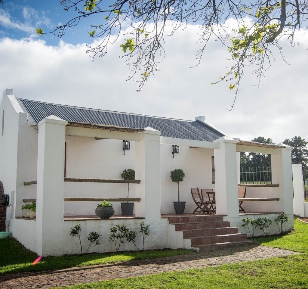 Raithby Winelands Historical Cottage - BNB Finder