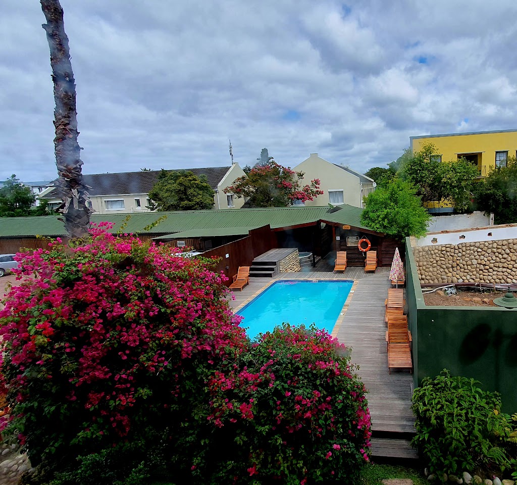 Hotel Knysna Log-Inn - BNB Finder