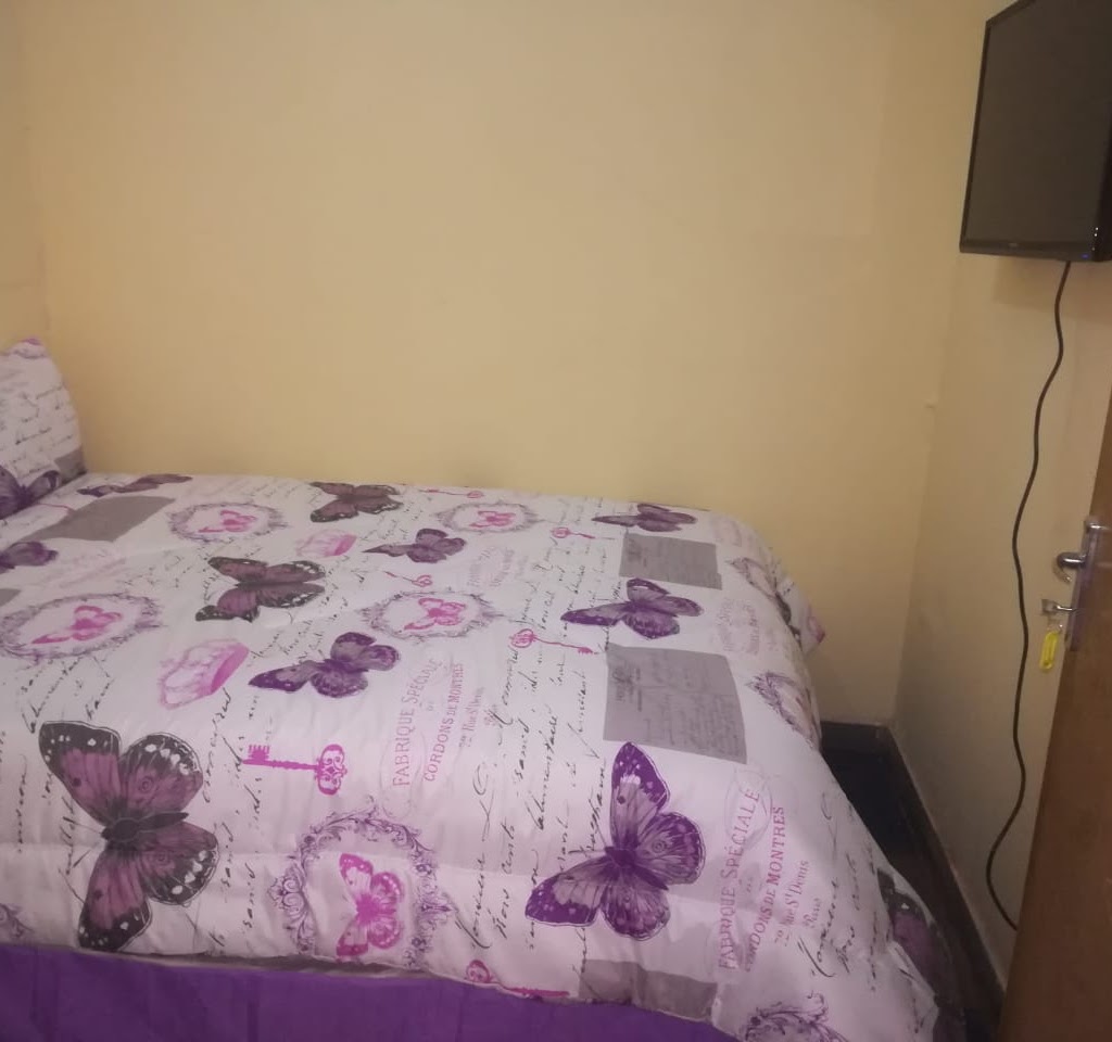 Sarahs one stop lodge & daily accomdation - BNB Finder
